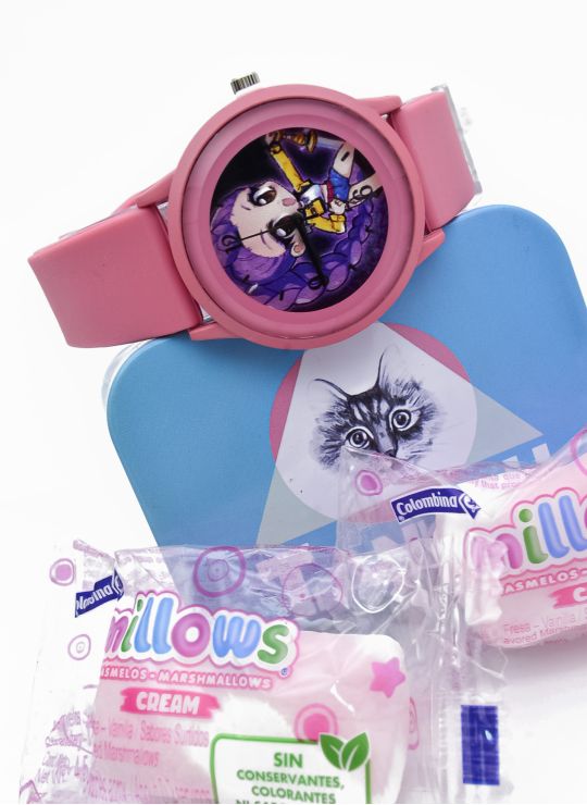 SET DE RELOJ EXCLUSIVO GOMA CON ESTUCHE DE LUJO Y DULCES